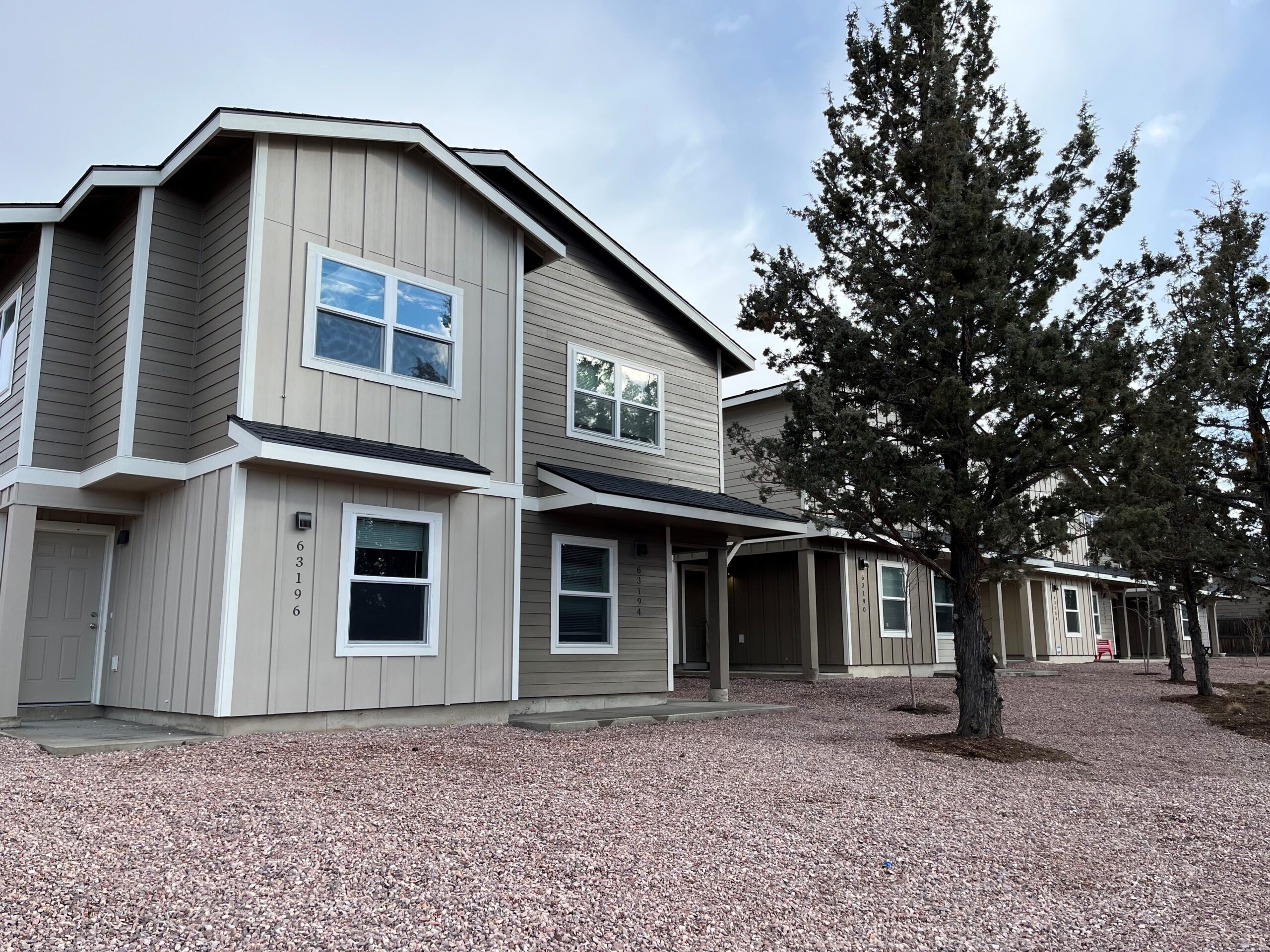 Front corner – Bend Redmond Habitat for Humanity